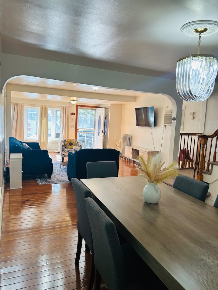 Spacious 3 Br Home Steps To Subway - Queens, NY