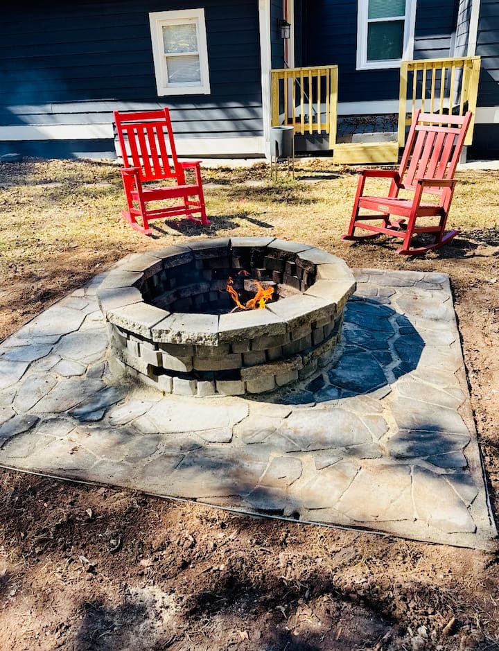 Beautiful, Cozy Bungalow 5 Min From Atl Airport - Atlanta, GA