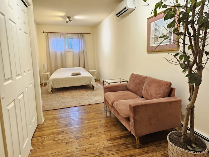 Warm & Cozy Jersey City Apartment Near Nyc - Jersey City, NJ