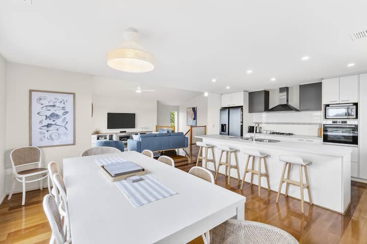 Highview Ocean Grove; Family Friendly, A/c Heating - オーシャン・グローブ
