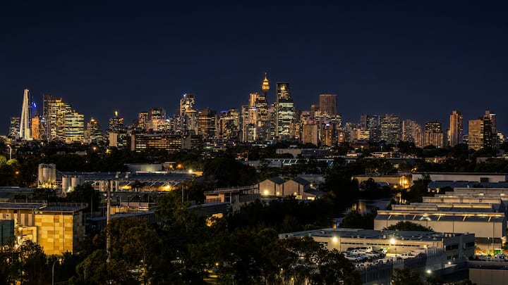 Sydney Skyline Penthouse | 2 Parking, City Views C - Sydney
