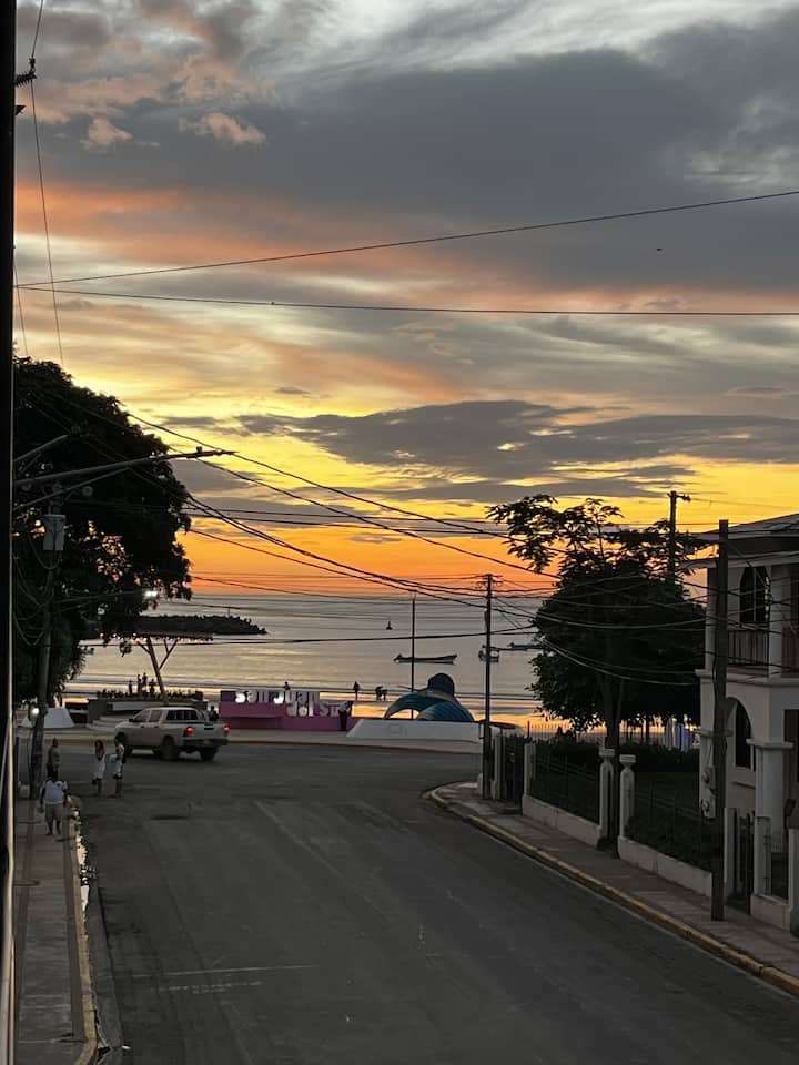 Sunset Studio: 50m To Waves, Malecón, Eats & Shops - San Juan del Sur