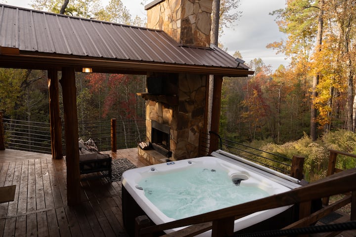 Skyfall Summit | Hot Tub | Pets | Privacy - Blue Ridge, GA