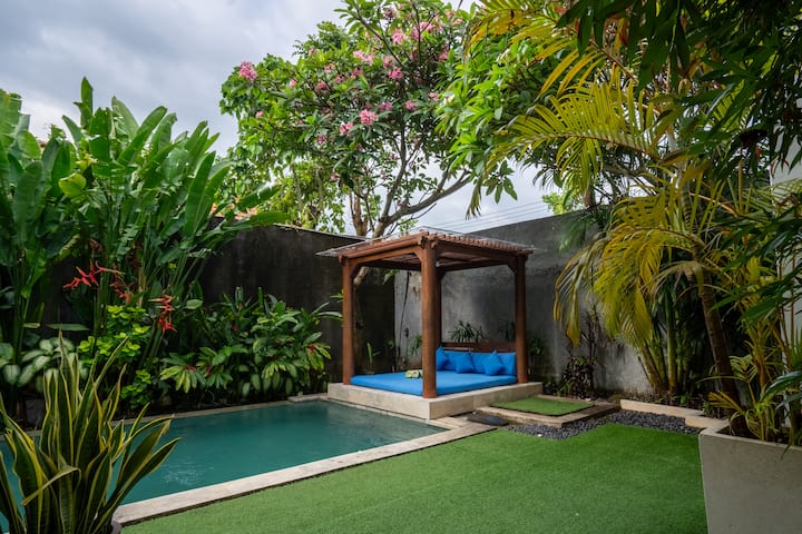 New Modern 2 Br Villa Central Canggu Batubolong - Canggu