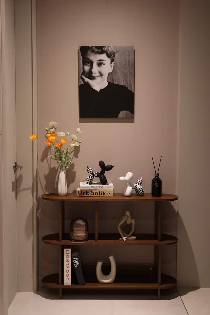 [Cp1)18-6] Galaxy Stay #스위첸마티에 #롯데월드 #이케아 #롯데몰#송정. - Busan