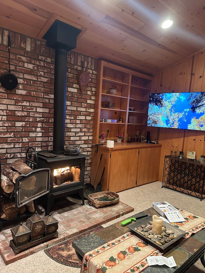 Cozy Little Cabin In The Woods - Camp Nelson, CA