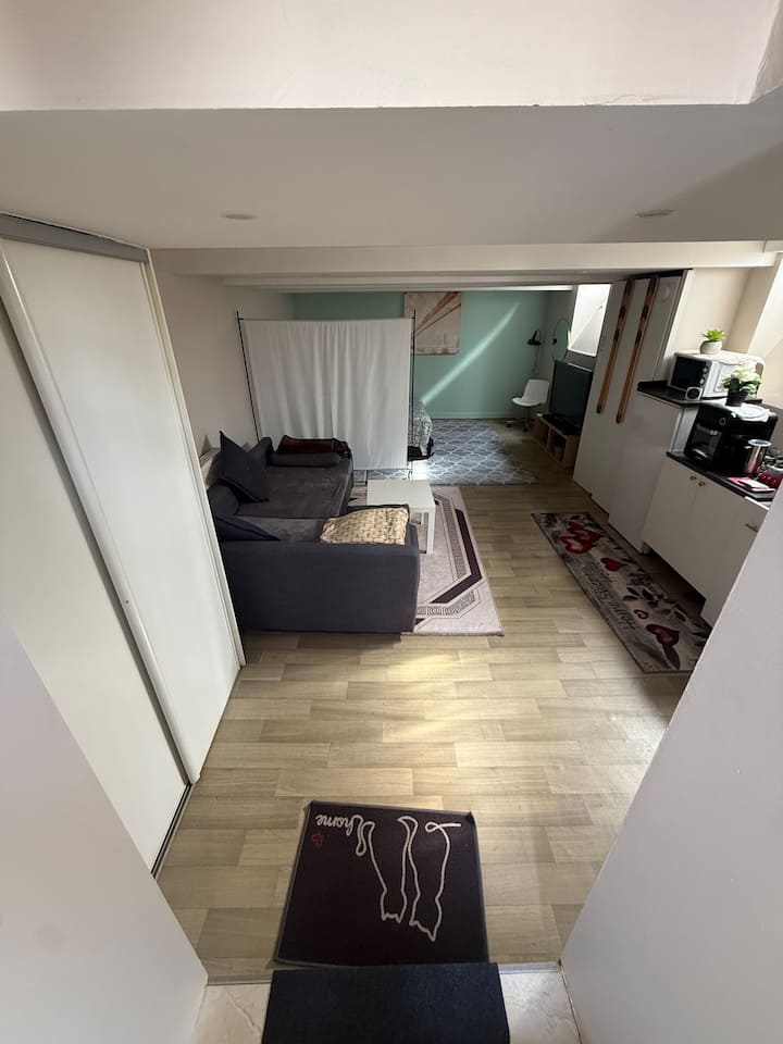 Studio - Pompey
