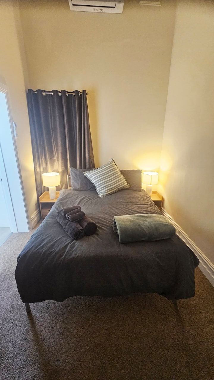 Double Room With En-suite - 세일