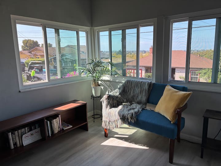 Toler Heights Home - Castro Valley, CA