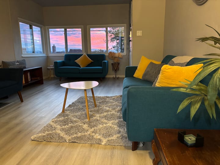 Toler Heights Home - San Leandro, CA