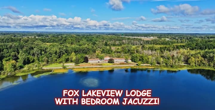 Fox Lakeview Lodge - Jacuzzi In The Main Bedroom! - Fremont, IN