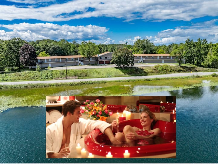 Fox Lakeview Lodge - Jacuzzi In The Main Bedroom! - Loon Lake, Angola