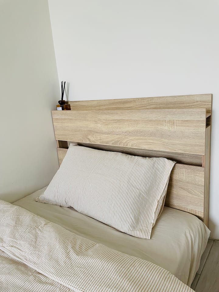 Highly Recommended Brezzy Room - Taipei