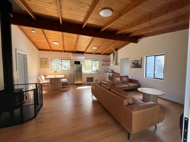 Acacia Sands - Sandy Point, Australia