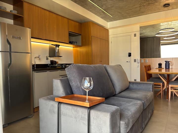 Flat Alto  Padrão | Vida Urbana | 32 * Andar - 