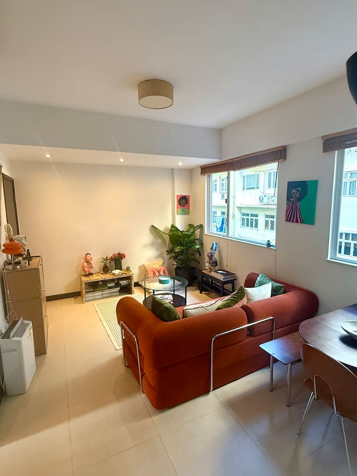 Rare Luminous Flat Perfectly Located In Sheung Wan - Hongkong