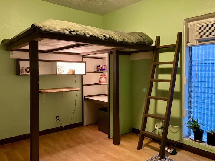 Suite Fern (Rm#2) Single Room W/shared Bathrooms - Hilo, HI