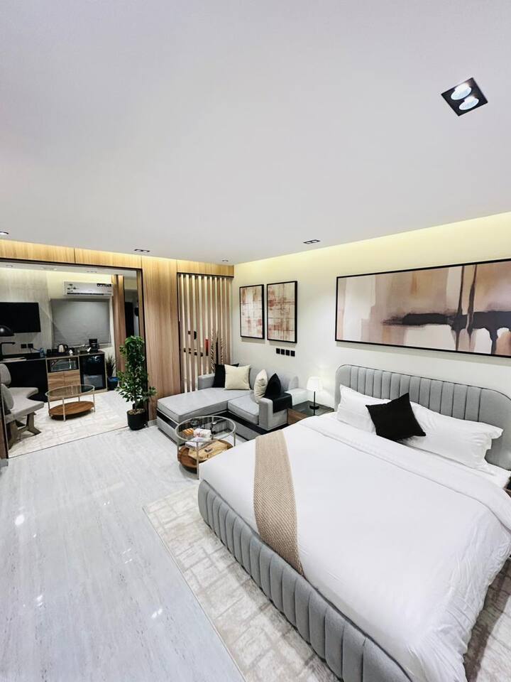شقة فاخرة دخول ذاتي - Riad