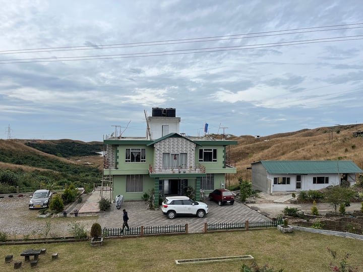 Valley View | Exceptional Hosts, Clean Room & Food - Cherrapunji