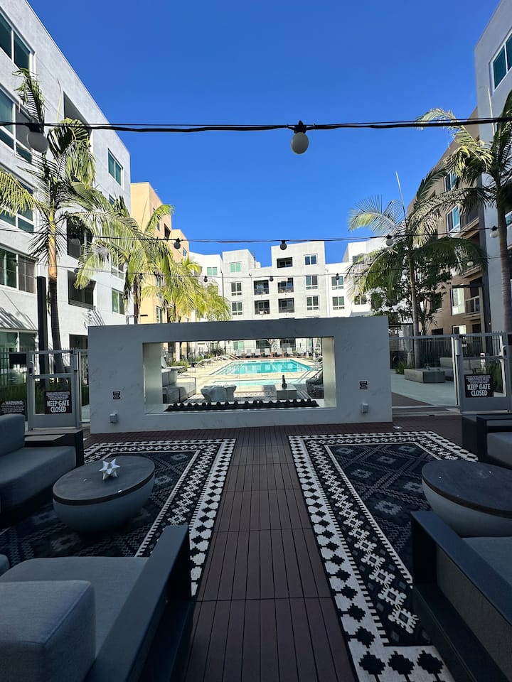 Students* Uci* Travelers*irvine - Orange County, CA