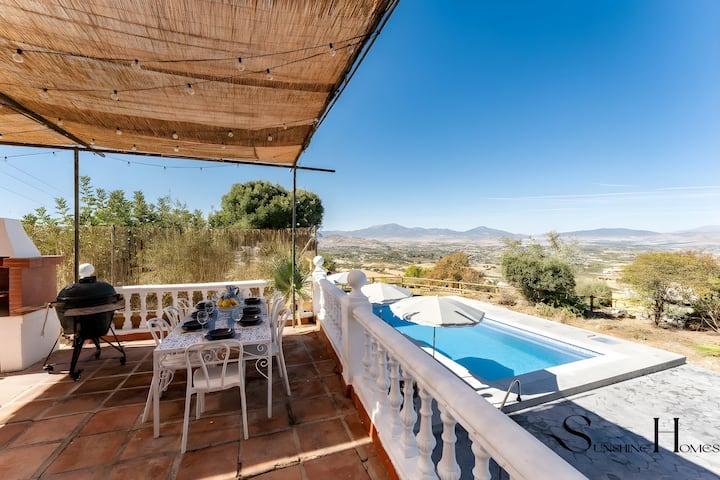 Heated Pool & Spa Villa In The Mountains - Alhaurín el Grande