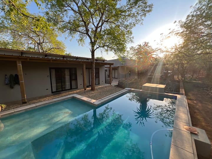 Modern 4 Bedroom Bush Home In Marloth Park - Marloth Park