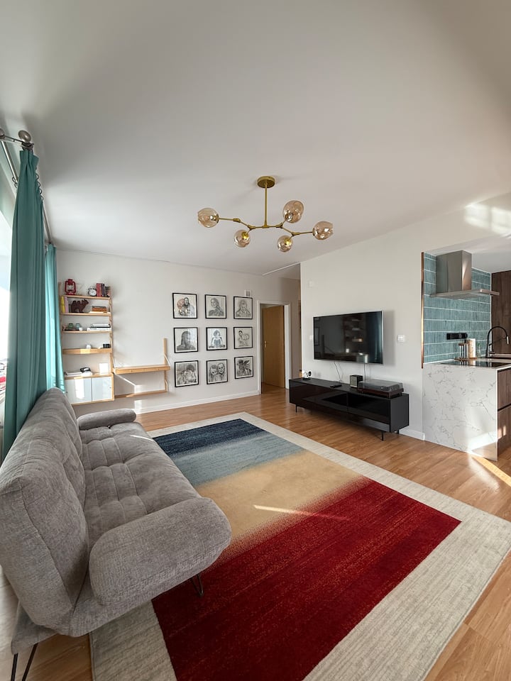 Artful Modern Stay | Central Ub - Ulaanbaatar