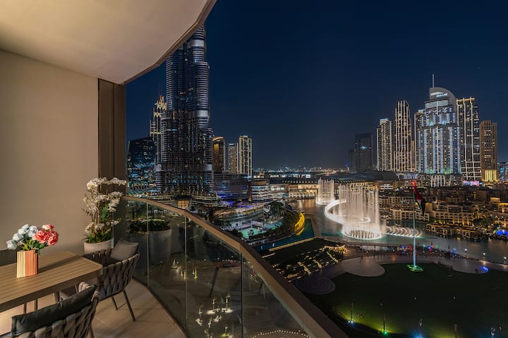 Front-row Burj & Fountain Views | Balcony 2br - Dubai