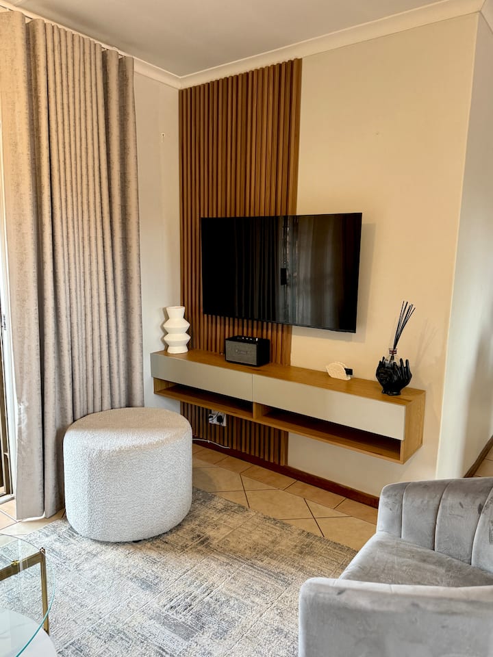 Stylish Modern Luxe Stays Pretoria East - Pretoria