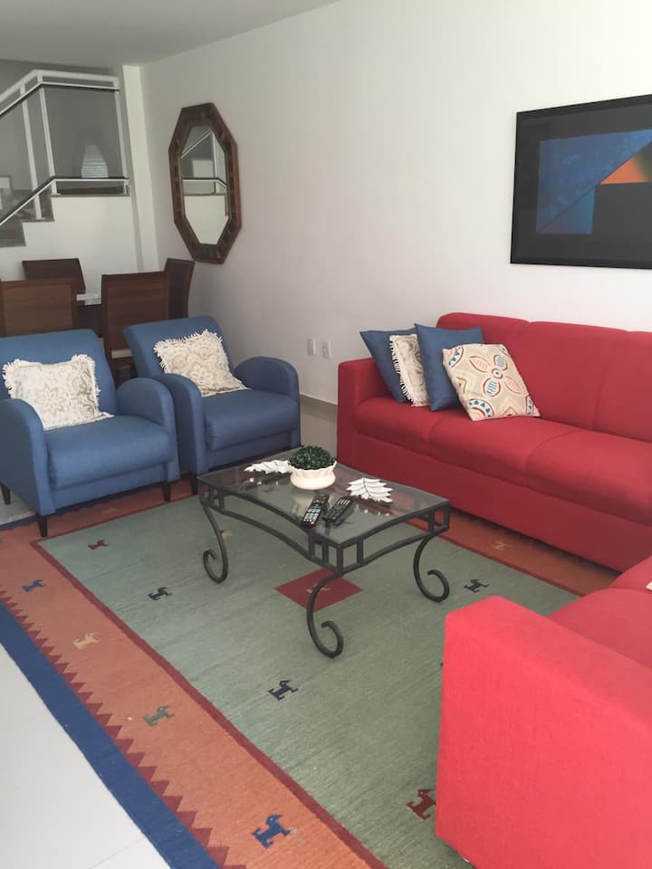 Casa Confortável No Mirante Da Lagoa - Macaé