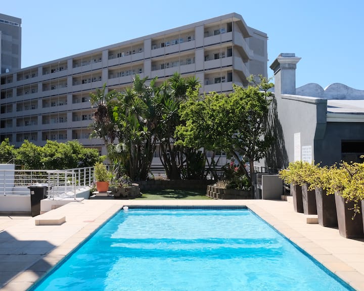 Green Point Gem | Pool, Gym & Top Location - 