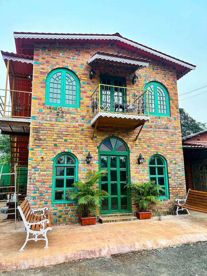 Roots Art Home|2bh Balcony View|common Pool-gazebo - Matheran