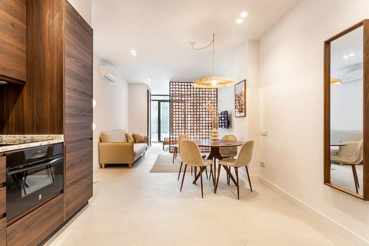 Stylish City-center Apartment By Market&la Lonja. - Valencia