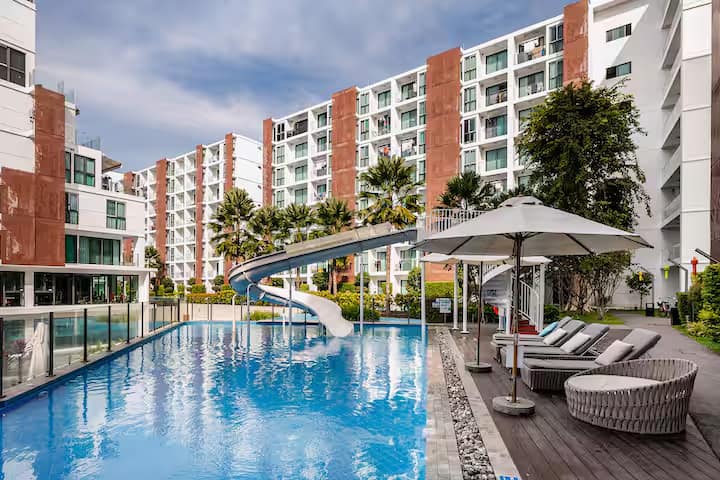 더 원 콘도 패밀리 스위트 룸 - 2침실, 2욕실, 수영장 전망, 센트럴 페스티벌 왕복셔틀 - Chiang Mai