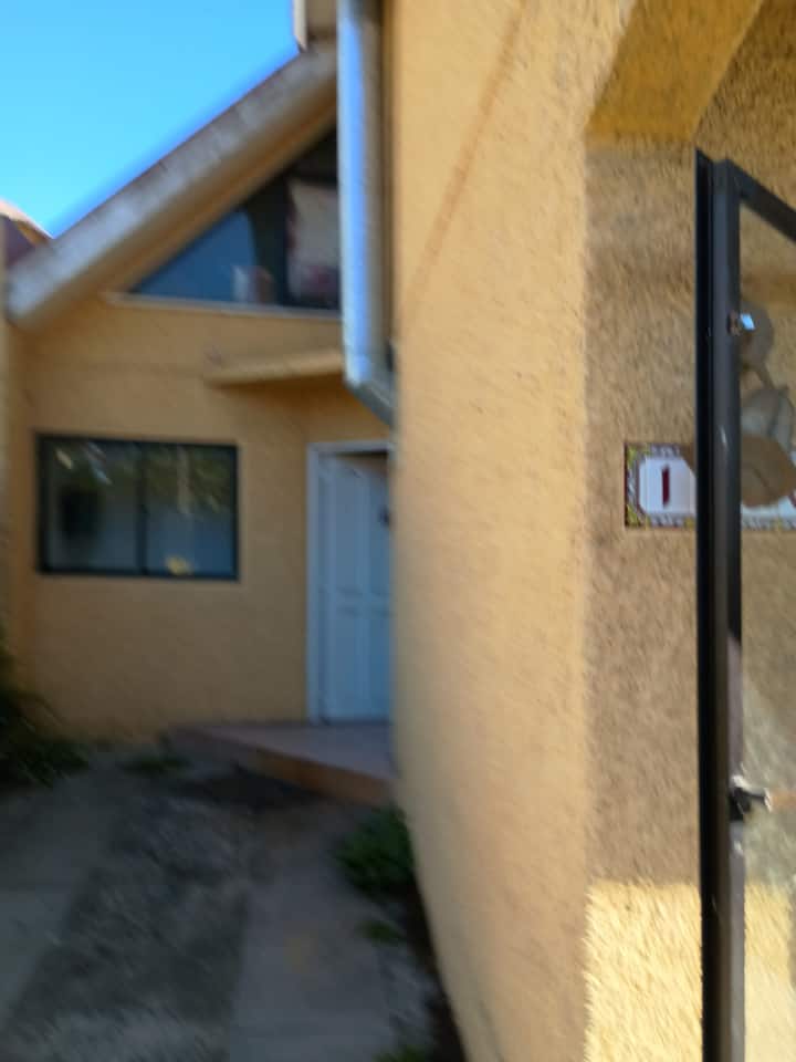 3 Dormitorios
110.000 Clp Diarios
125 Usd - Concón