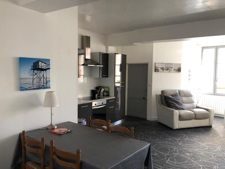 Maison Coeur De Ville, Tout à Pied! St Jean D’y - Saint-Jean-d'Angély