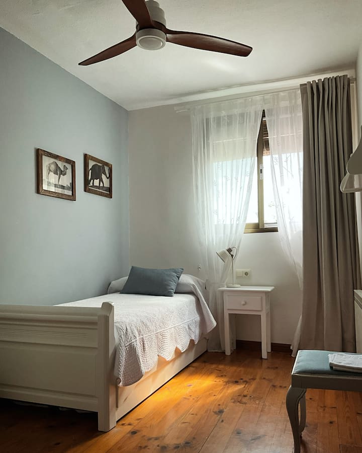 Sotillo 2: Habitación 3 Con Baño Privado - Corella