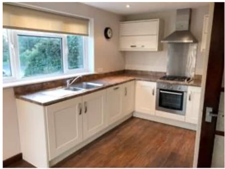 Quiet Village Stay With Garden And Parking - Hemel Hempstead