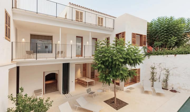 Award-winning Casab In The Heart Of Ciutadella - Minorca