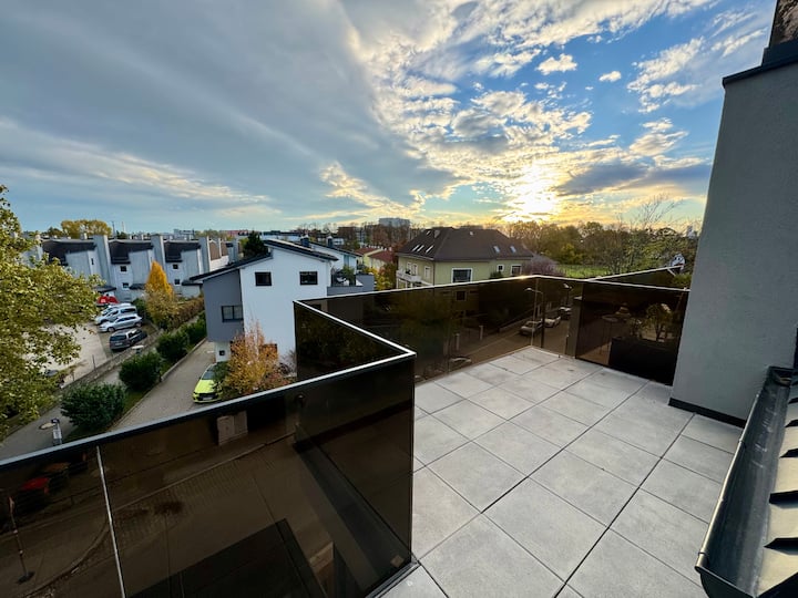 Luxury 2br Penthouse #1! Big Terrace! Garage! - Wien