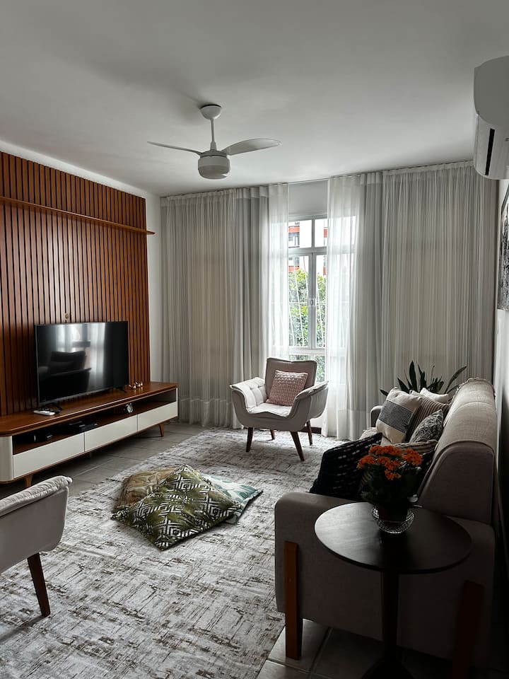 Apartamento Em Frente à Praia - Vitoria