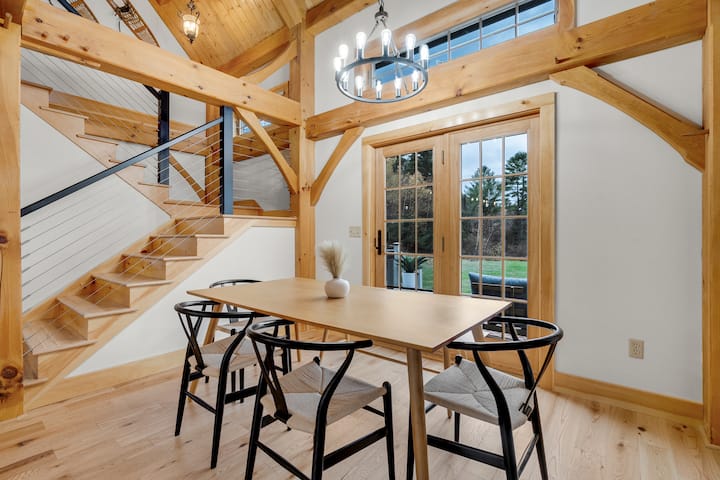 Timberframe With Hot Tub Close To Sunday River! - Bethel, ME