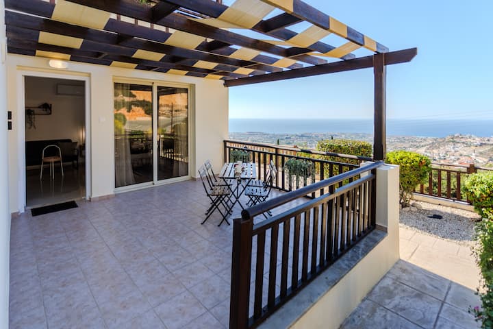 Estéa Penelope's Hilltop Apartment - Пейя