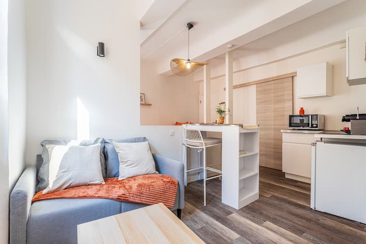 La Clé : Escale Orange, Route Du Parcours Des Arts - Hyères