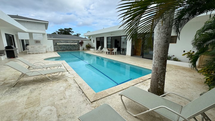 5 Bedroom Villa | 2 Kitchens | Bbq | Washer - República Dominicana