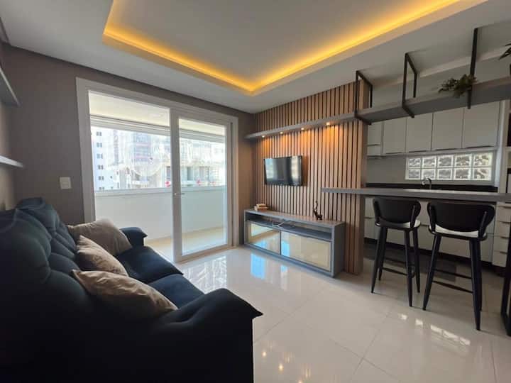 Apartamento Aconchegante Com Excelente Localização - Torres, Brazil