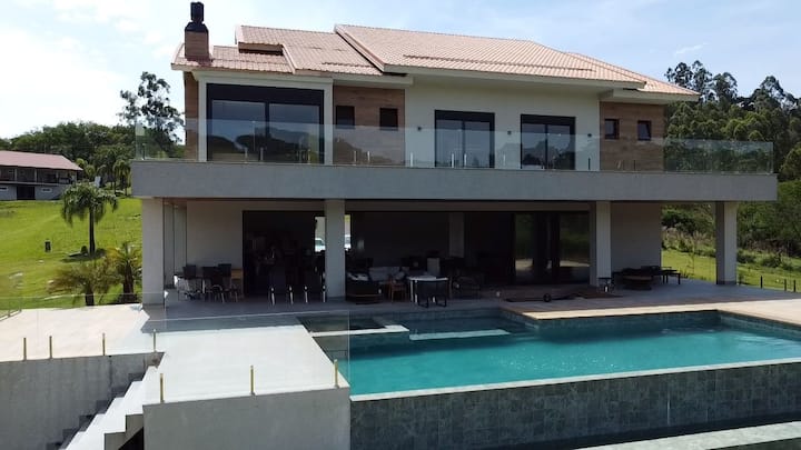 Show Rural Chácara 7 Suítes - Cascavel