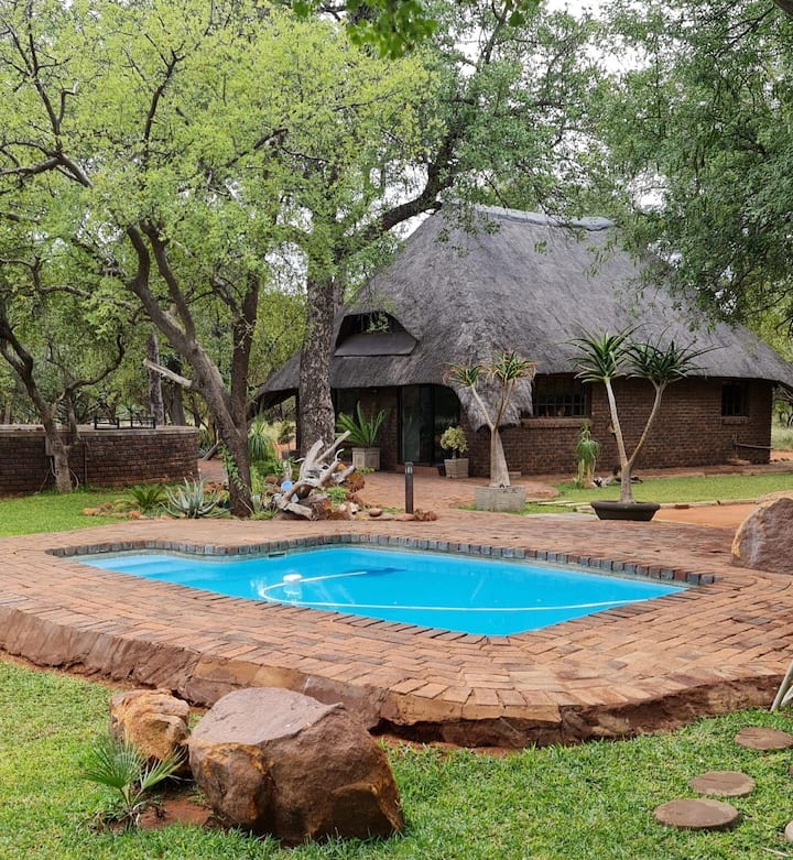 Chalet 4 - Wildebeespan Lodge - Lephalale