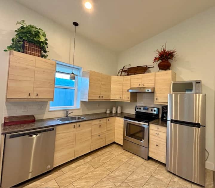 Robyn's Nest - Eagle, CO