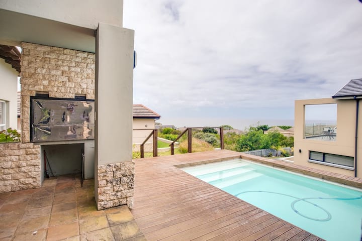 The Happy Hideout- A Bight, Cozy Get Away! - Knysna